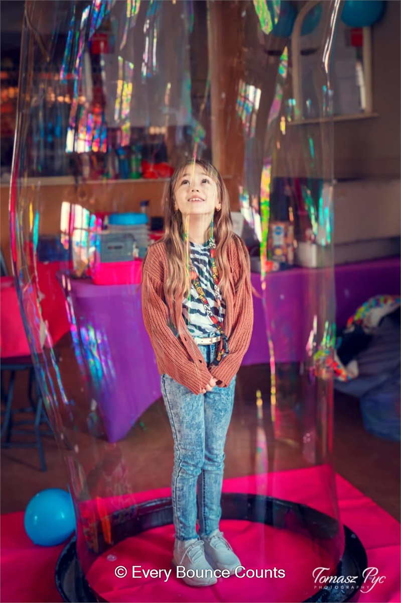 🫧 Bubble Workshop Slough | Interactive Kids Fun Berkshire